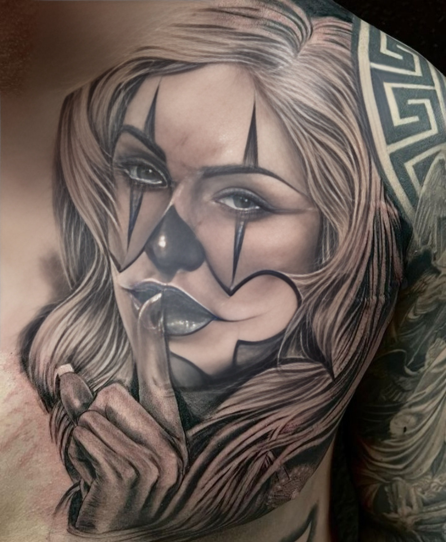 Tato Penuh Perut dan Dada Dikerjakan di Anahata Ink Tattoo Kuta, Bali
